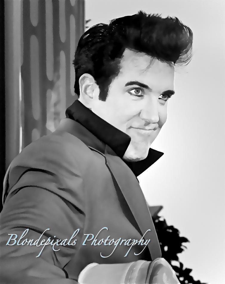 The Mouse Minute (Formerly Brad's Everything Disney Blog): Elvis at ...