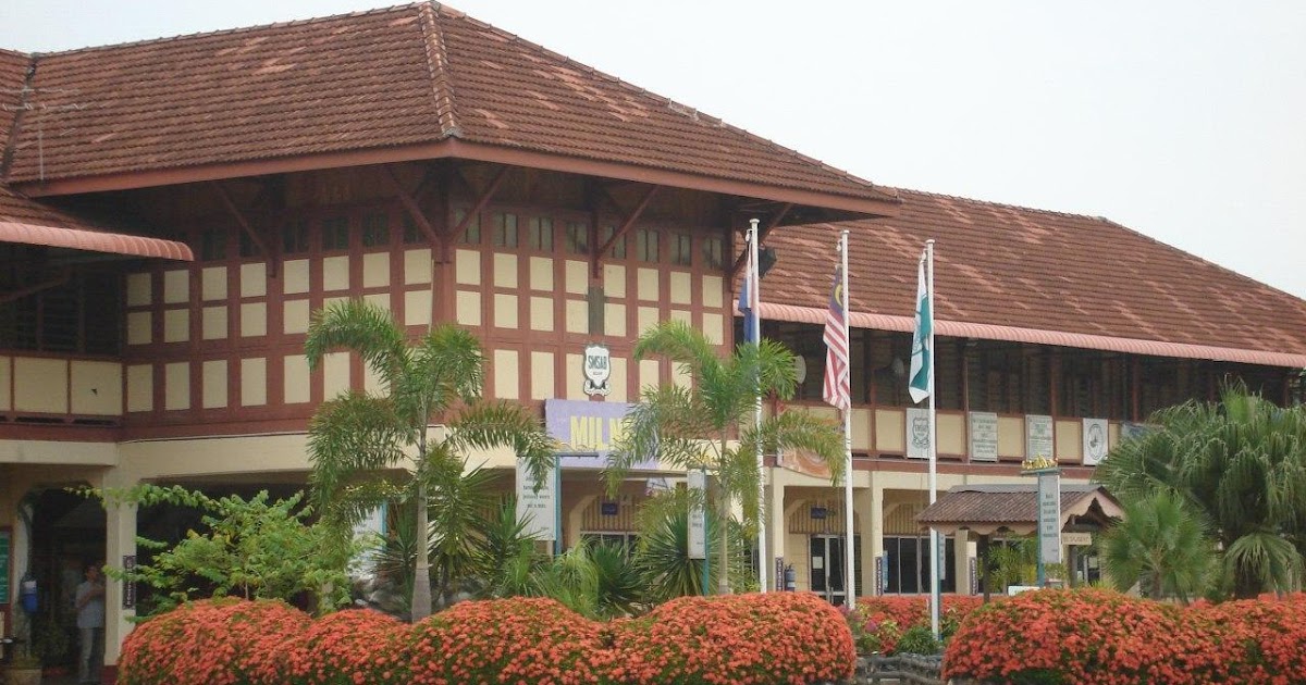 Anggerik: SMK (P) Sultan Abu Bakar Muar - my alma mater