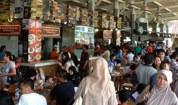 Berwisata ke Pasar Apung Sentul City (Ah Poong) - Bogor, Jawa Barat ...