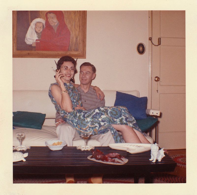 40 Vintage Photos of People Drinking in the Mid-20th Century ~ Vintage ...