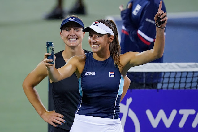 Luisa Stefani é campeã de duplas do WTA 1000 de Montreal e conquista ... Luisa Stefani é campeã de duplas do WTA 1000 de Montreal e conquista ...