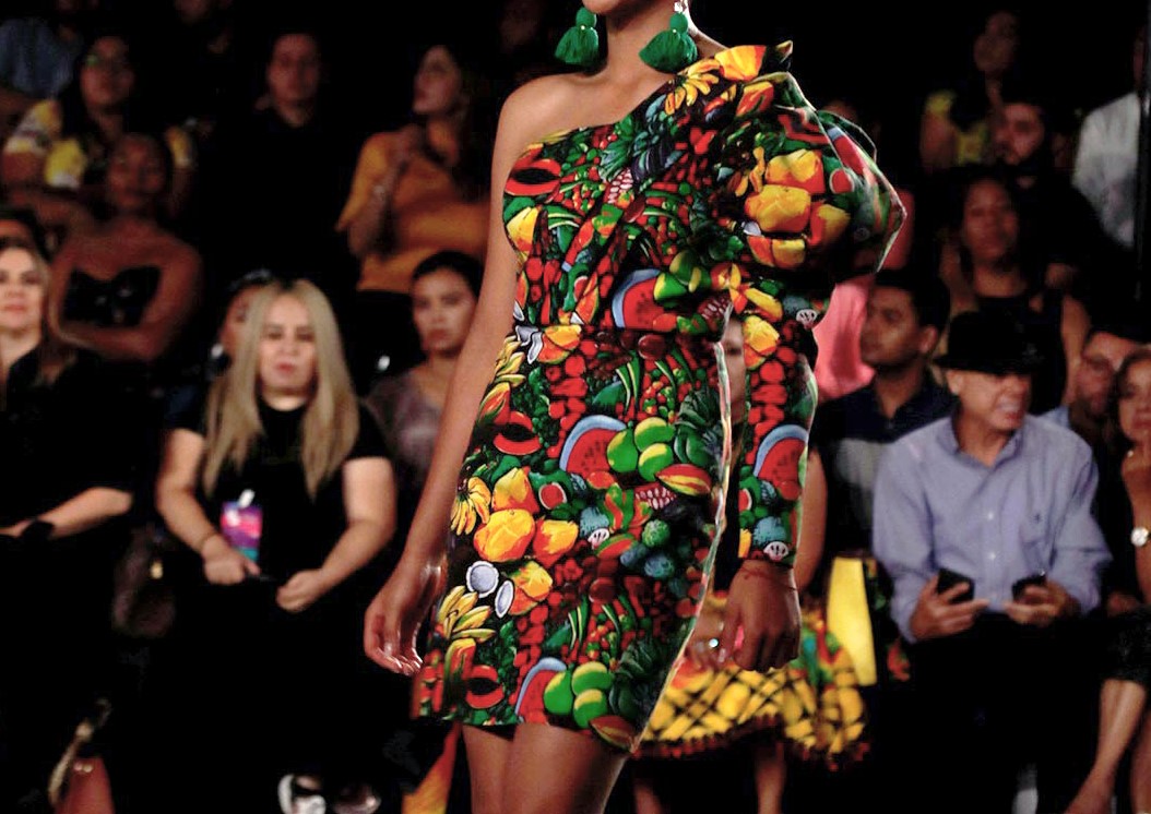 Fashion Journey - Panamanian Design Abroad. - The Black Label