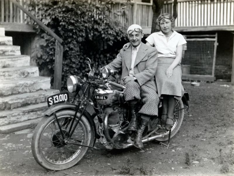 Plus Fours: The Popular Baggy Knickers For Men From the 1920s ~ Vintage ...