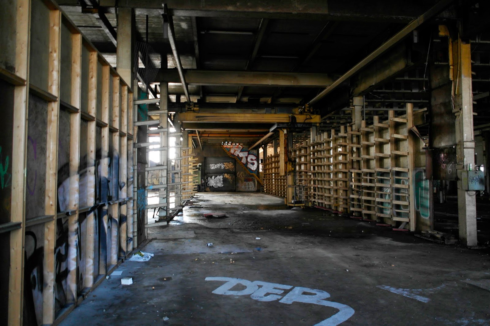 Distractions.....: urbex: The MUNCK building