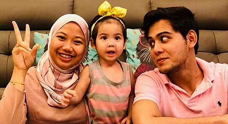 MYARTIS.COM | MYARTIS | MY | ARTIS: LENGKAP SEPASANG - ANAK KEDUA HAFIDZ ROSHDI LAHIR SAMA ...