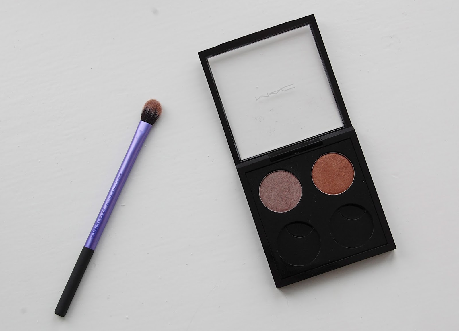 HAUS OF AMY: Smoky Sunday | MAC Mulch & Satin Taupe