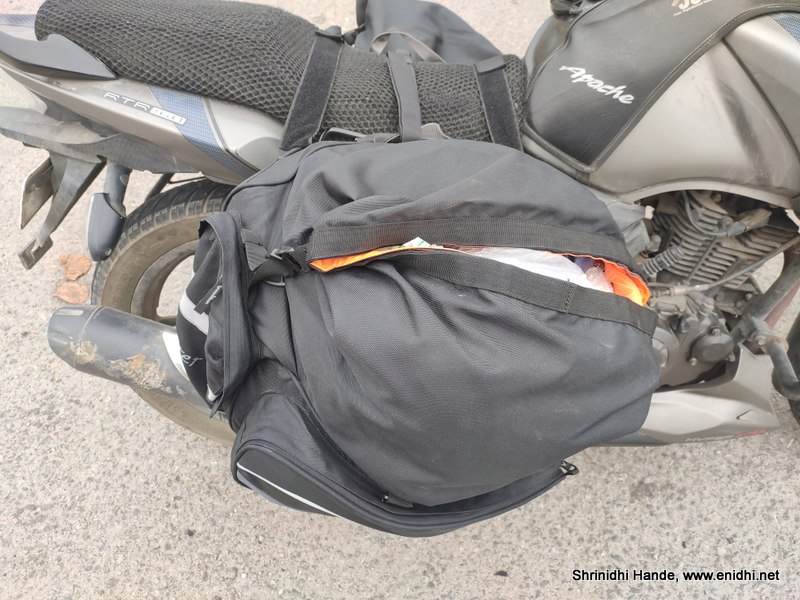 Trek n Ride 'Explorer' bike saddle bag review - eNidhi India Travel Blog