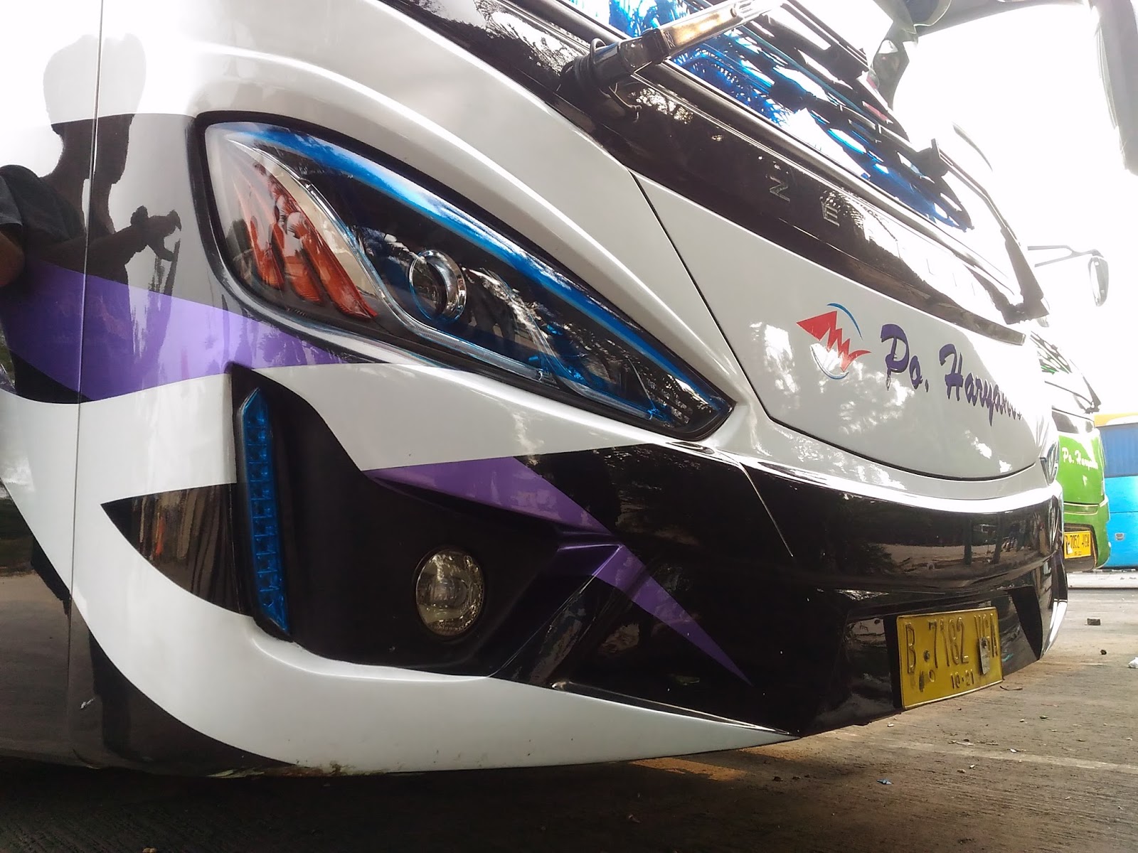 Karoseri Gunung Mas Pabrik Pembuatan Bus Asli dari Madiun #MadiunFact ...