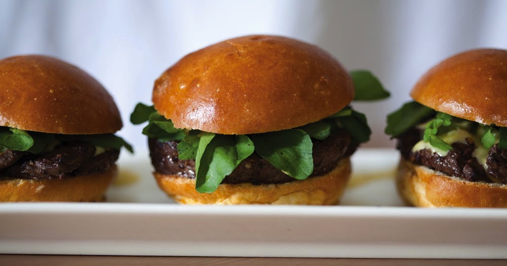 Steak Sliders with a Cilantro Jalapeno Vinaigrette | Virtually Homemade ...