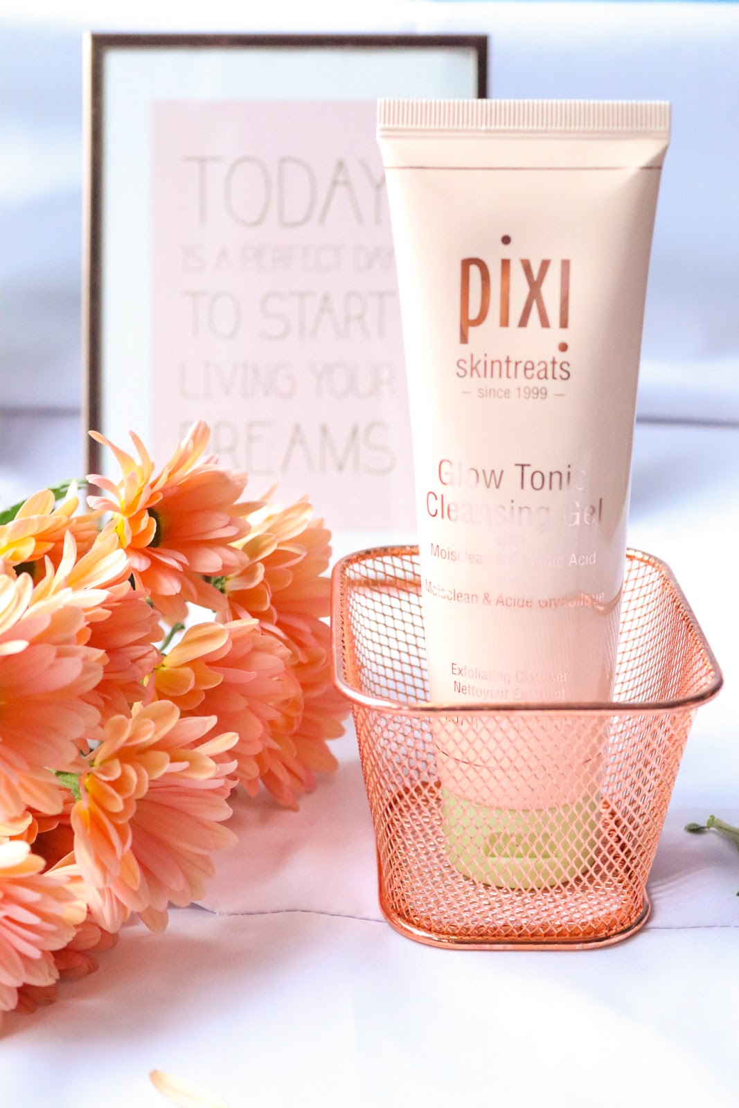 PiX! Glow Tonic Cleansing Gel | Revue - S I M P L Y - Z A I