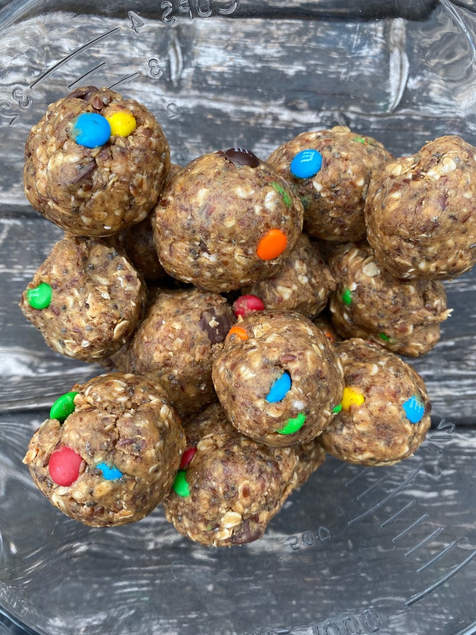 Polka-Dotty Place: 10 Ingredient Protein Bites