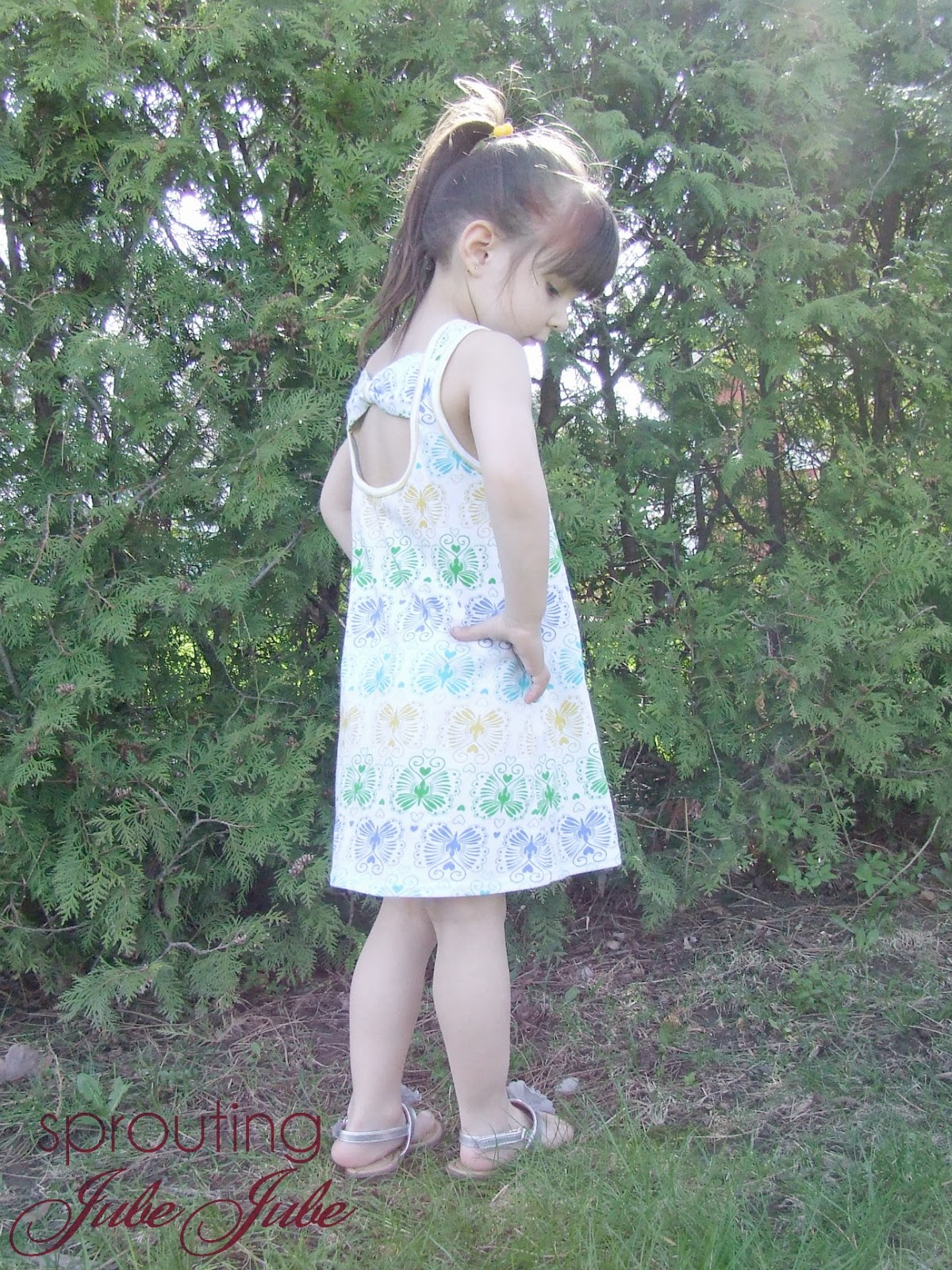 Sprouting JubeJube: Summer Surprise Dress and Tunic a Design by Sofilantjes