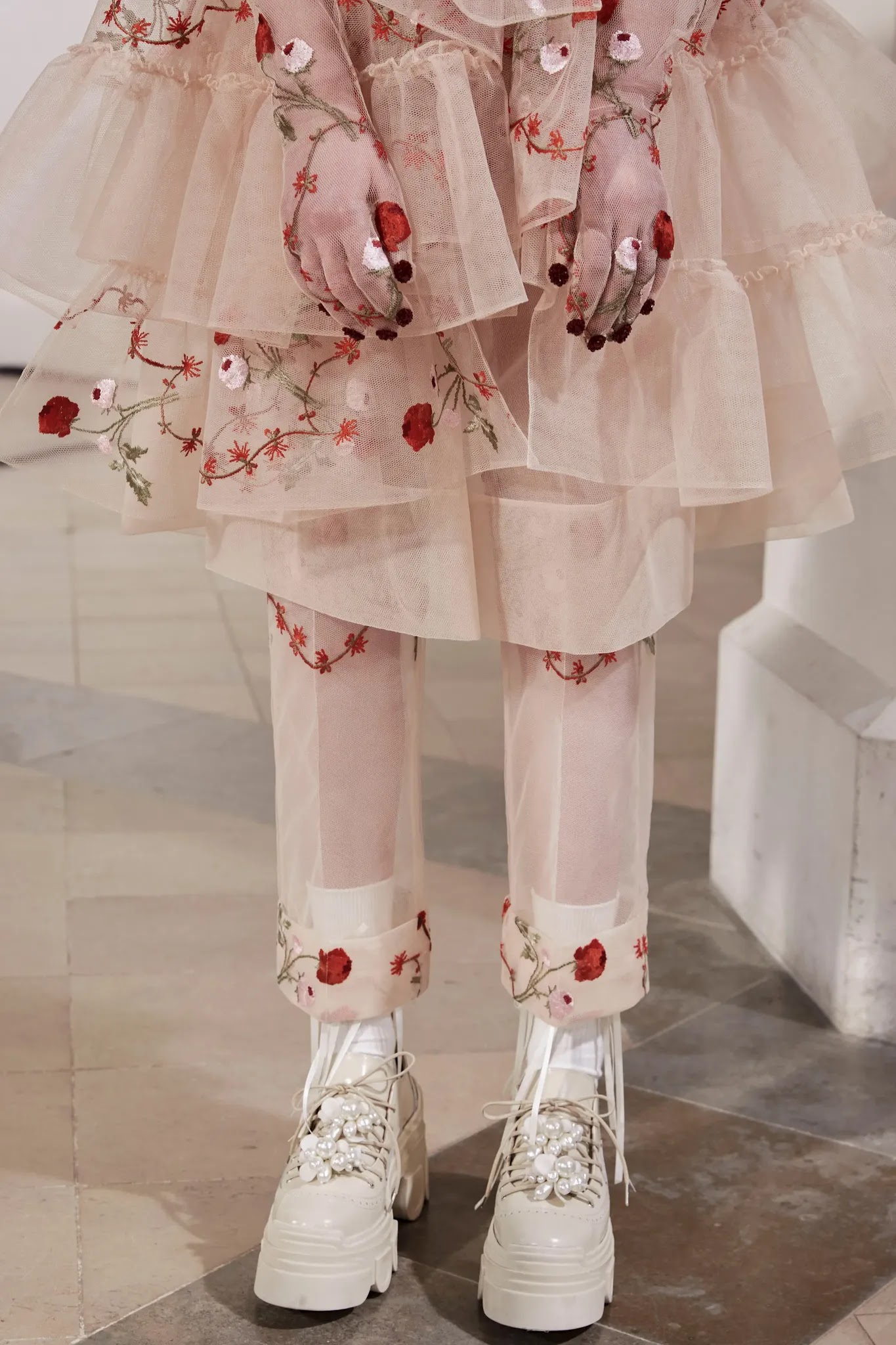 Simone Rocha Fall 2021 Ready-to-Wear Collection | Cool Chic Style Fashion
