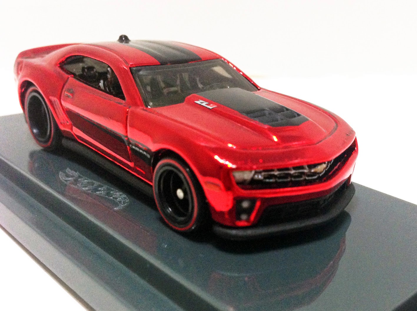 Hot Kustoms Mini Cars: 2012 Toy Fair Chevy Camaro ZL-1