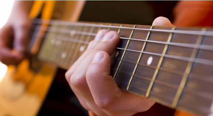 Macam-macam Chord atau Kunci Gitar yang Harus Dipahami Pemula - Cahaya ...