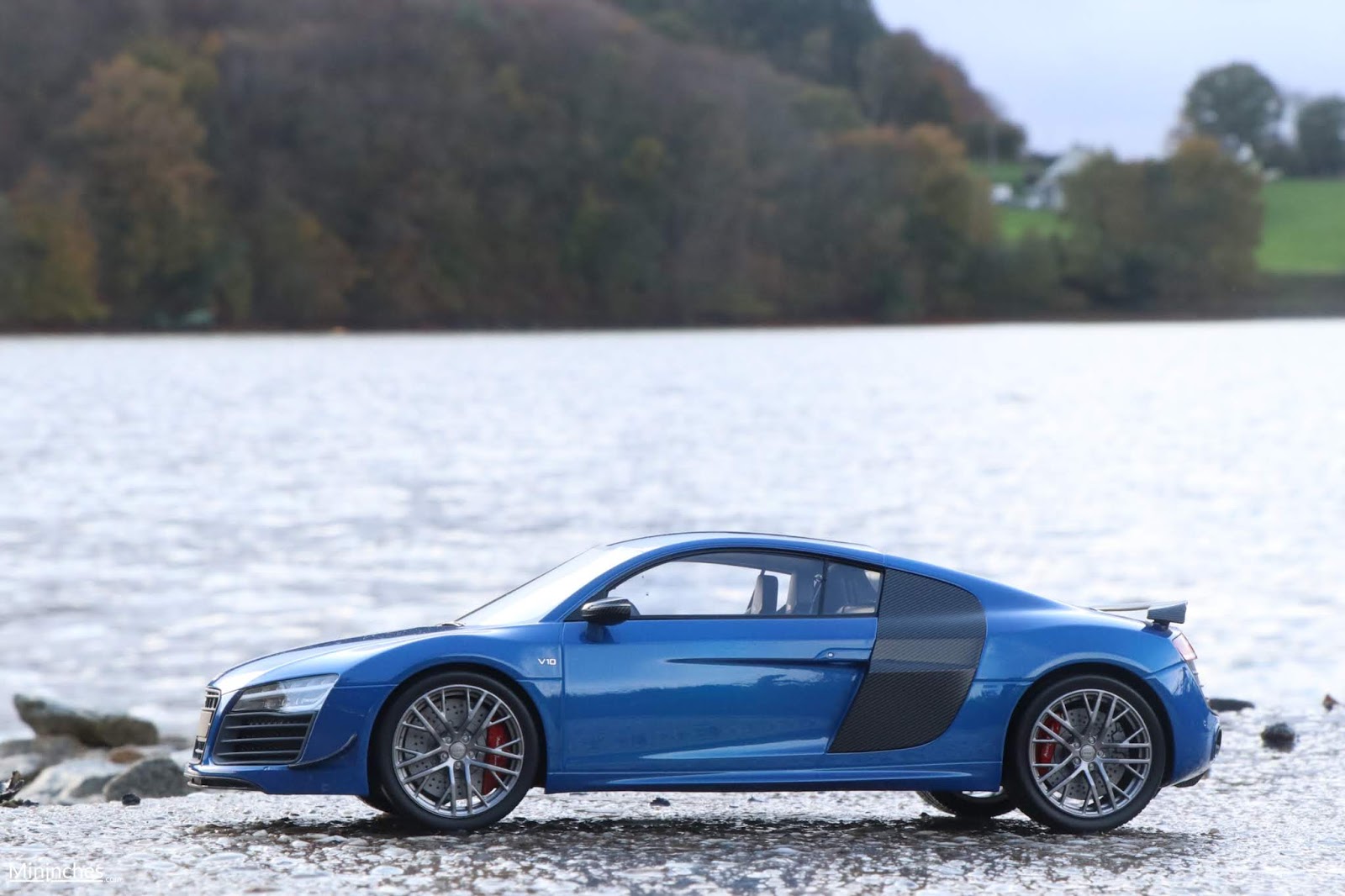 La rare Audi R8 LMX se réduit au 1/18 grâce à DNA Collectibles - Mininches