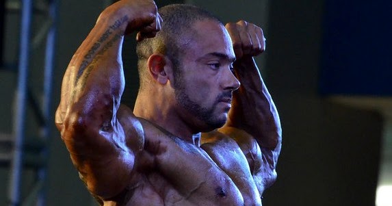 world bodybuilders pictures: brazillian bodybuilder julio balestrin ...