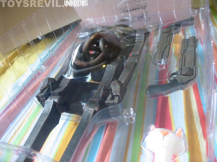 Unboxing Popbots from ThreeA Toys