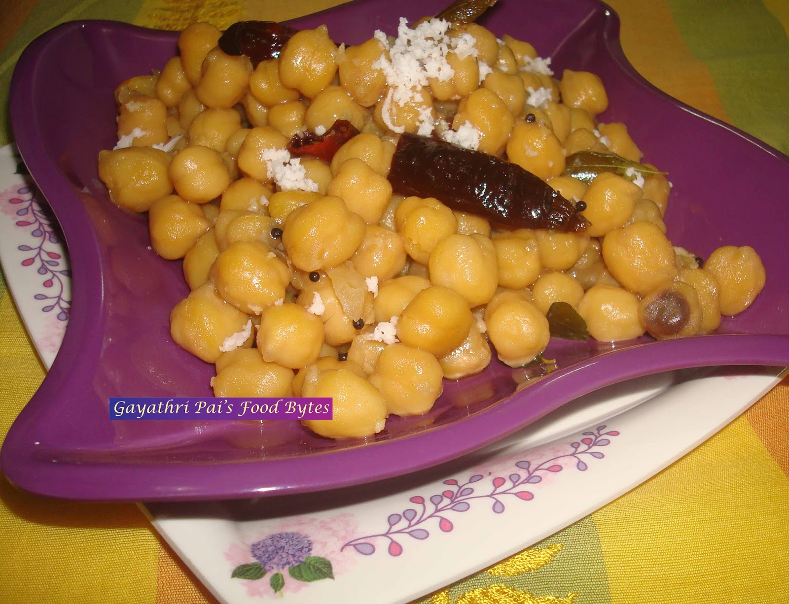 Gayathri Pai's Food Bytes: White Chane Upkari / Chick peas bhaji.