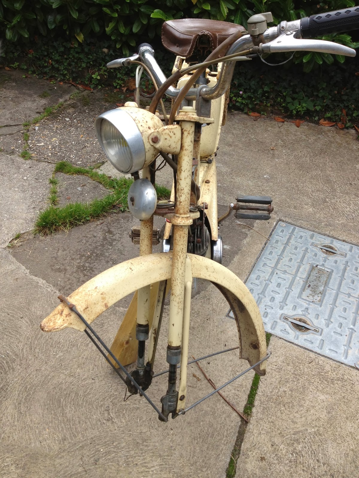 la Mobylette Français: Mobylette AV 44 Renovation