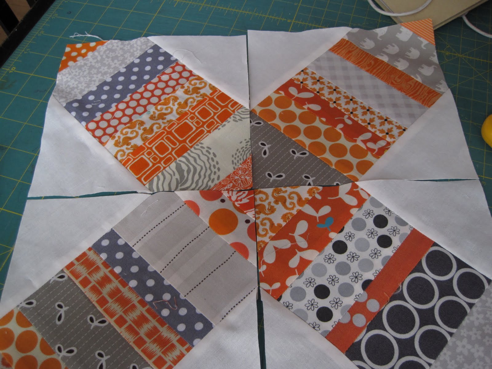 leedle deedle quilts: 12 inch String X block tutorial