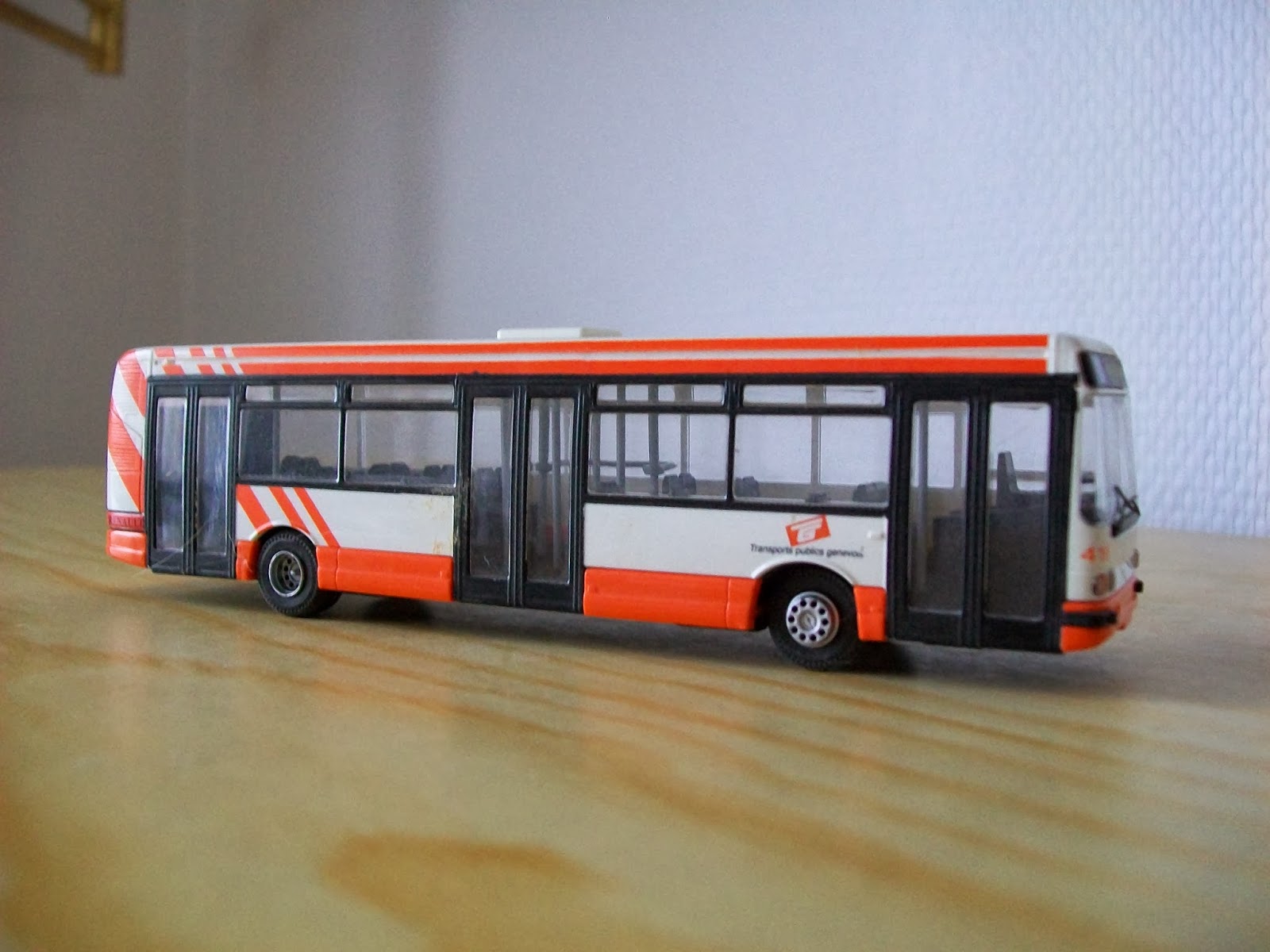 busamoi: Autobus R312 des TPG Genève 1/87 Busch