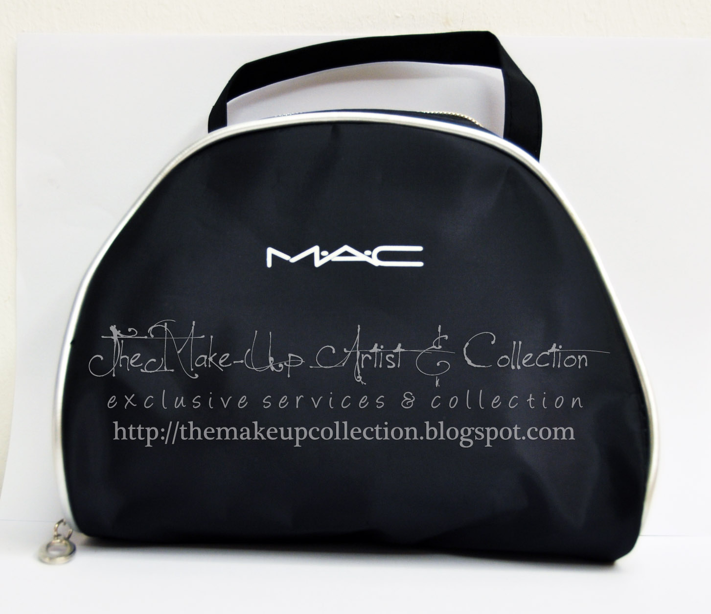 The Make-Up Artist & Collection: Make-Up Bag: MAC