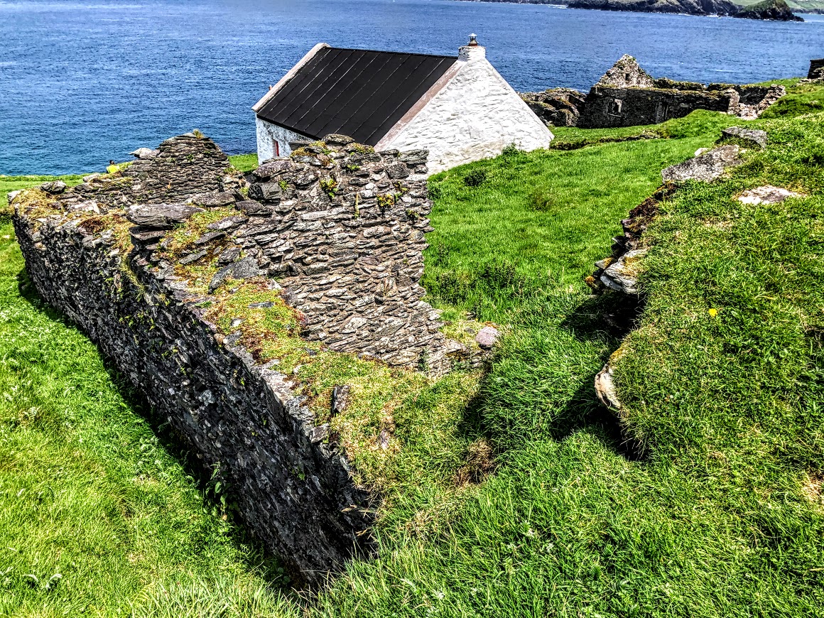 Patrick Comerford: The Blasket Islands and a new understanding of Peig ...