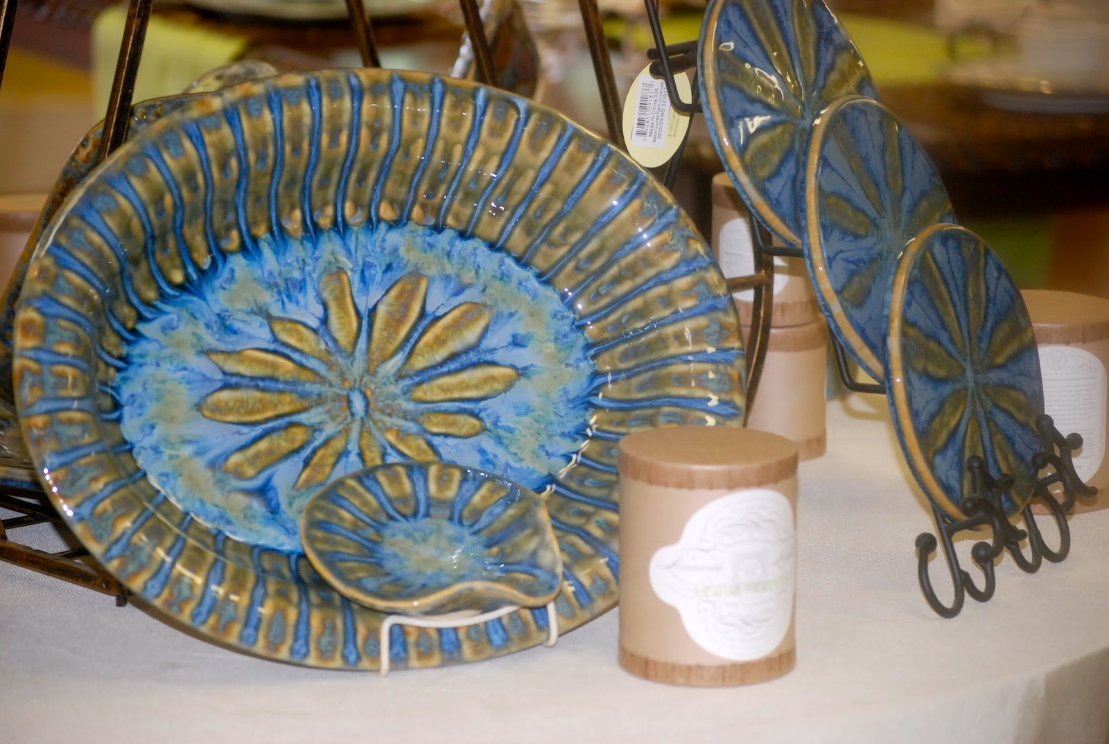 Sam Frank & Moore: The Good Earth Pottery