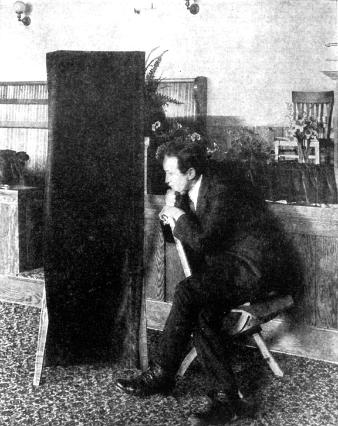 WILD ABOUT HARRY: The ghost Houdini couldn't explain