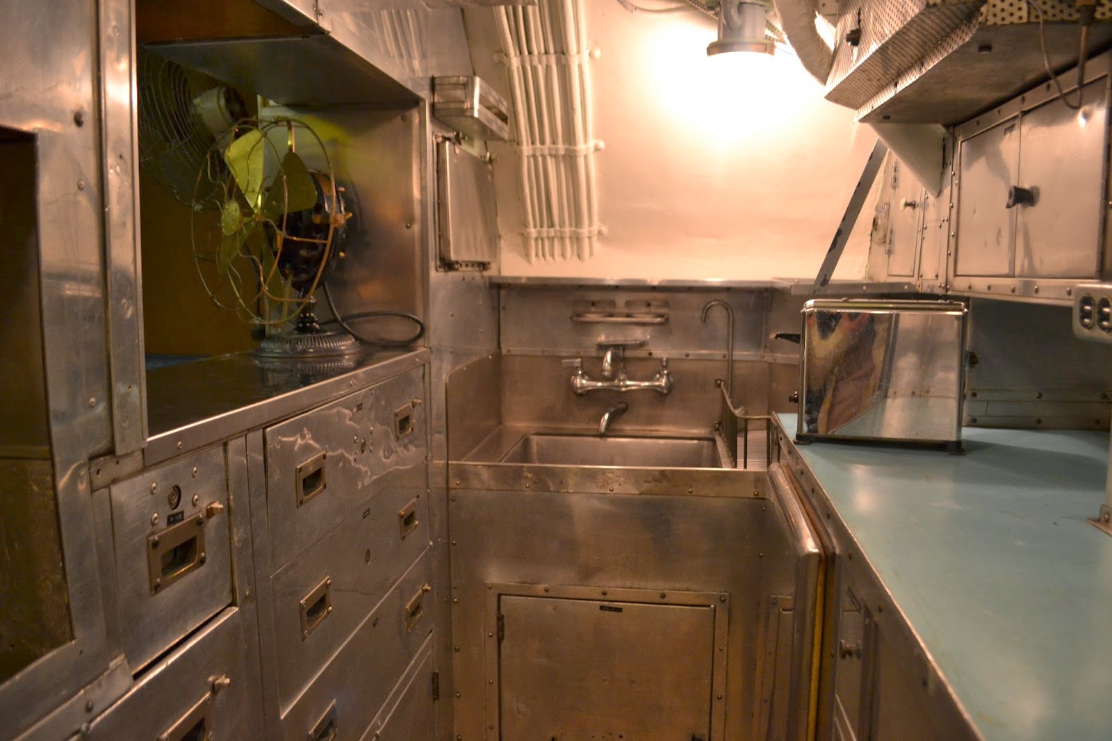 Travels and Wandering: USS Requin Submarine SS-481 in Pittsburgh # ...