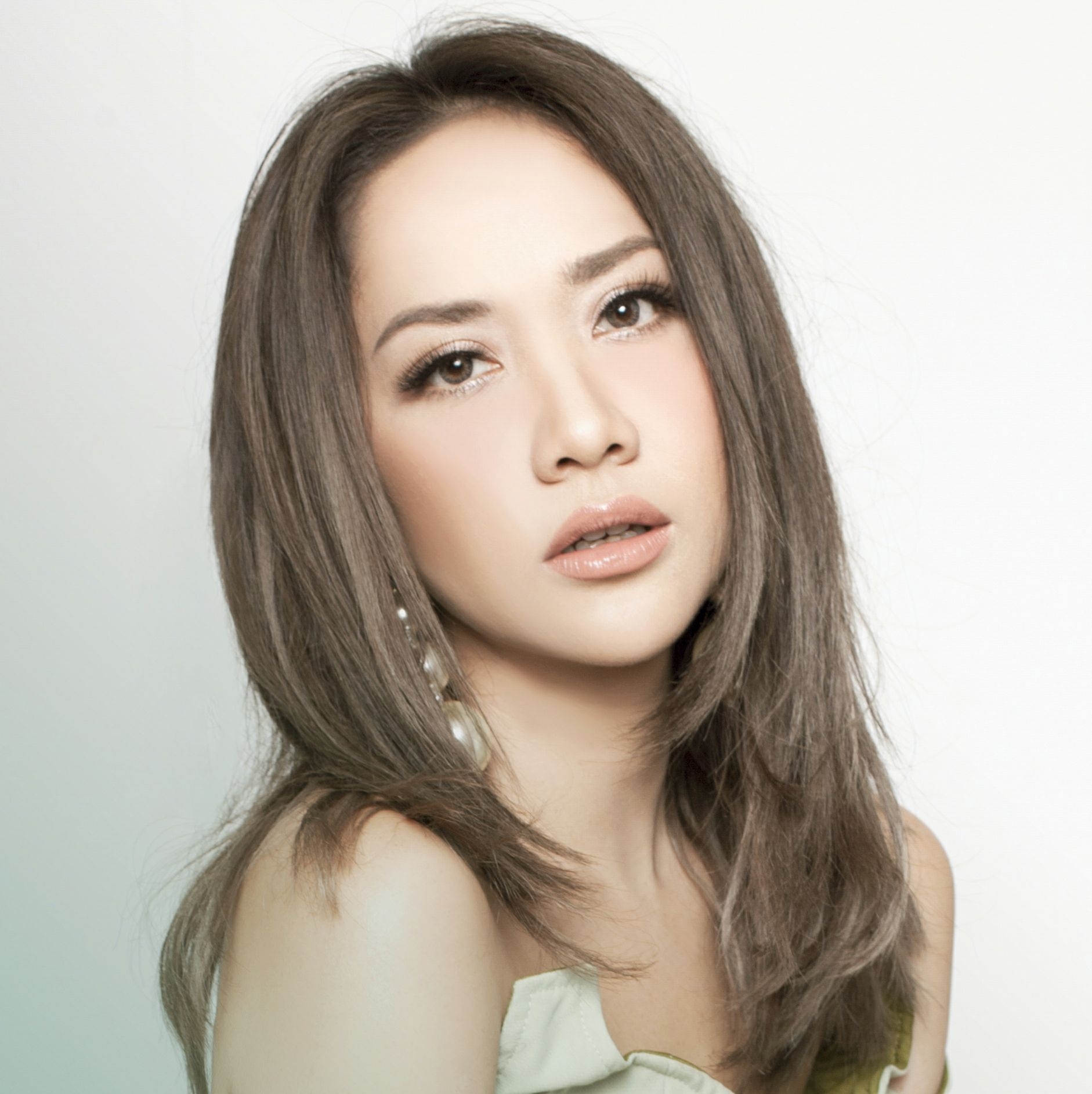 √ Biodata Bunga Citra Lestari, Biografi, Profil Lengkap, Foto, Umur dan ...