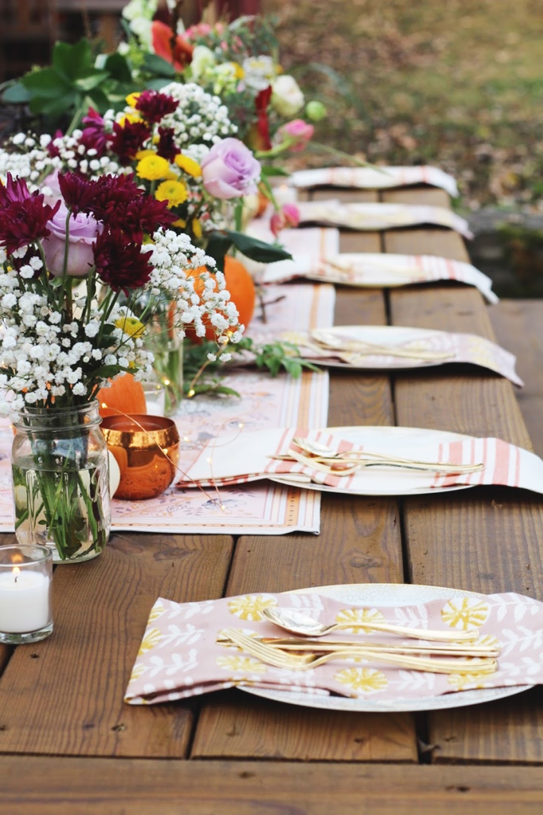 5 Fall Inspired Table Scapes + 5 Universal Table Pieces