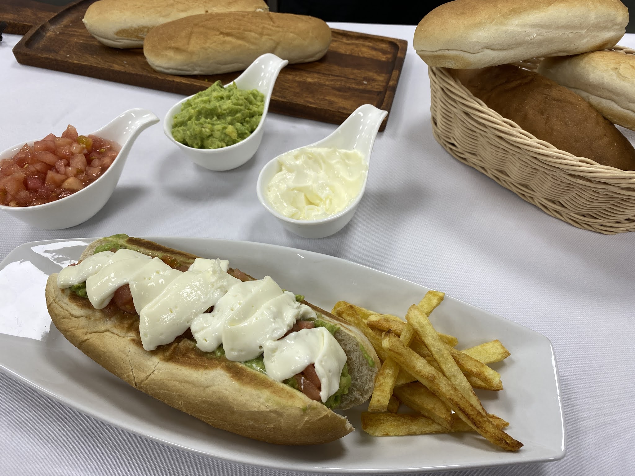 Chile: múltiples sabores y colores. : 24 de mayo: Día del Completo ...