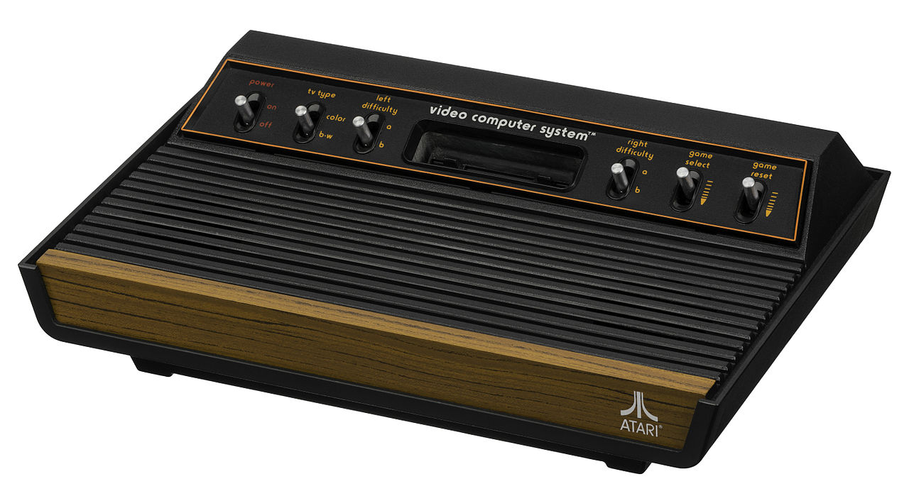 Retro-o-Rama: Modelos de la Atari 2600 que salieron durante su ciclo de ...