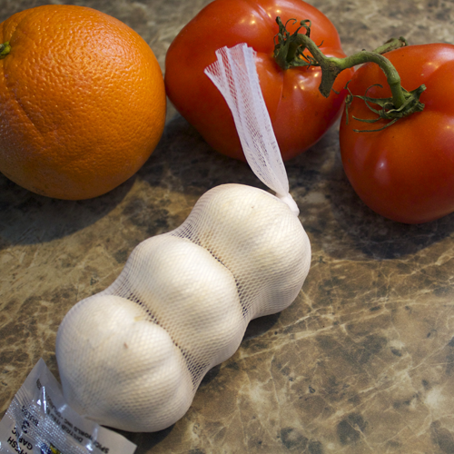 Zips & Darts: Cone Thread Nets From Upcycled Produce Netting