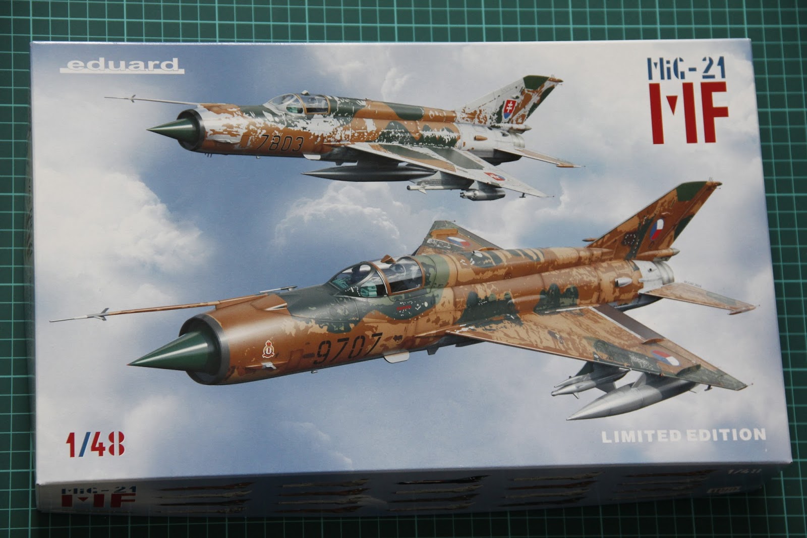 Eduard 1/48 MiG-21 MF Limited Edition (1199) - DetailScaleView
