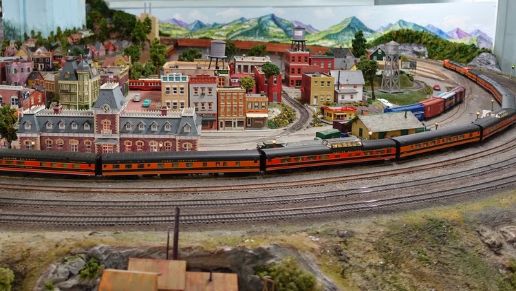 Uptown Update: All Aboard! Sunday Is Open House At The Model Railroad Club