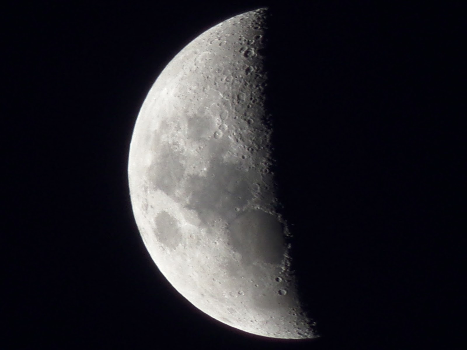 Lunas y Luces : Luna Cuarto Creciente 4 de Marzo 2017 19 Hs 39 m ( 7 Hs ...