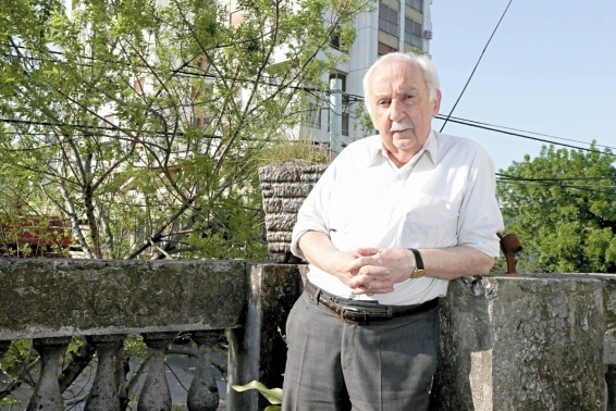 Adrian Corbella: GALASSO: "Cristina no tiene la personalidad para irse ...