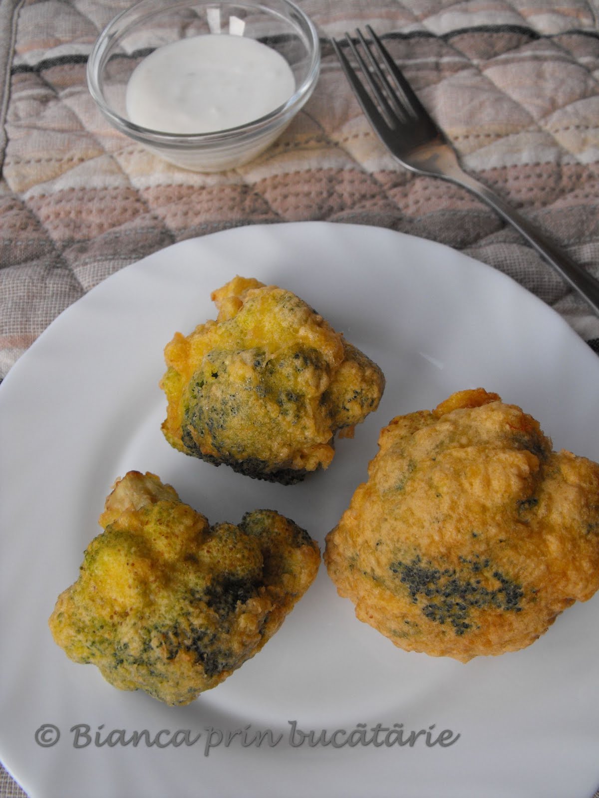 Bianca prin bucatarie: Broccoli și conopidă pane