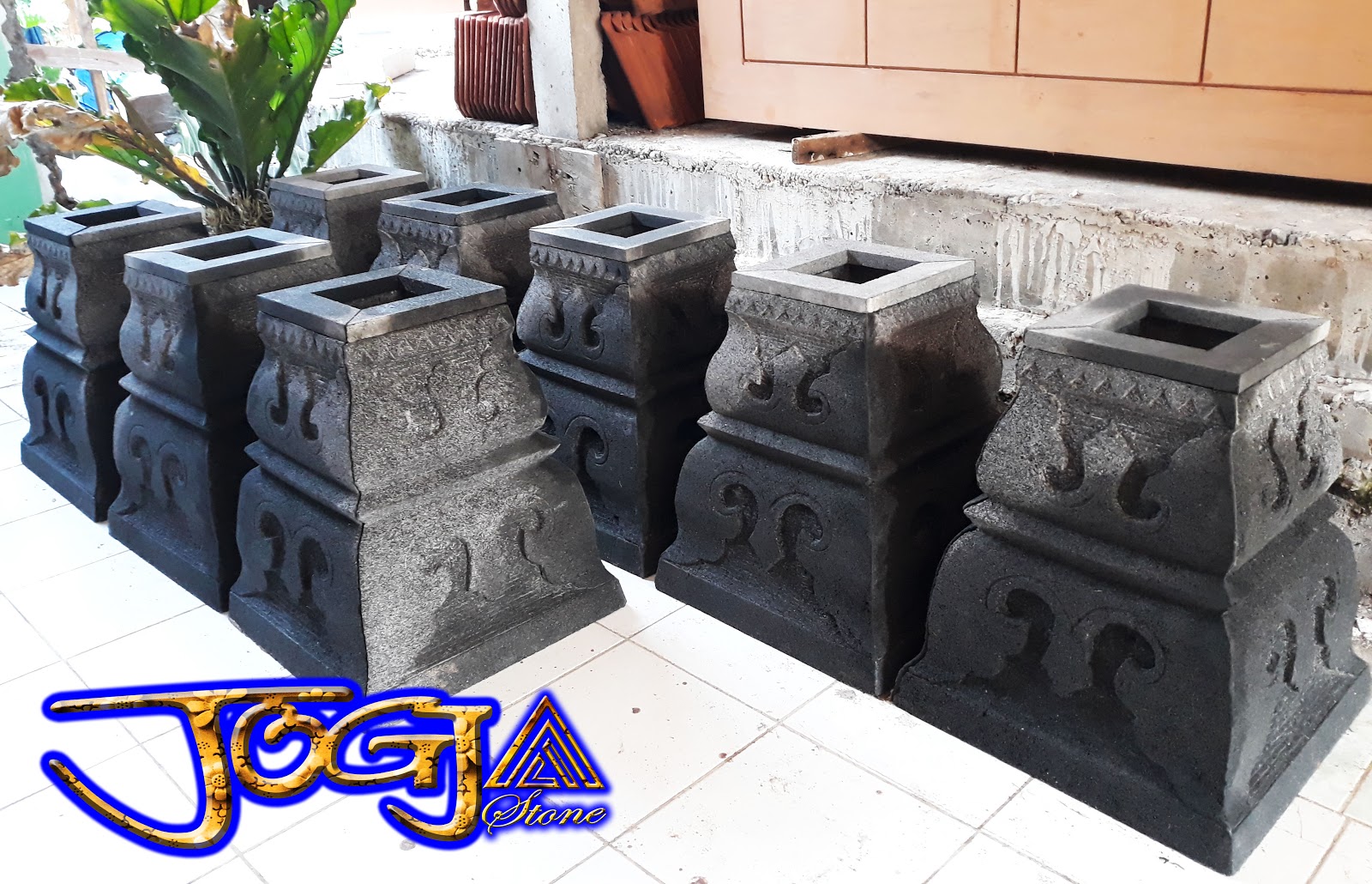 Umpak Rumah Joglo dari Batu Candi