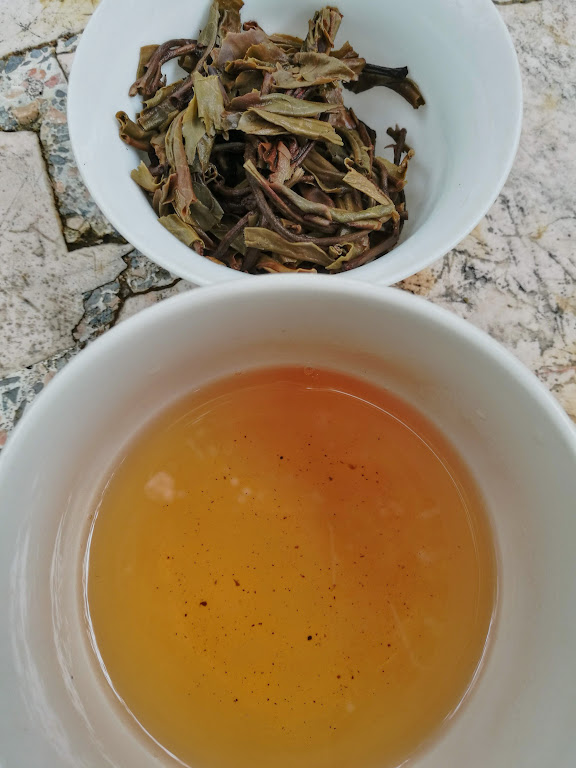 Tea in the ancient world: Kinnari Tea Phongsaly Laos local sheng