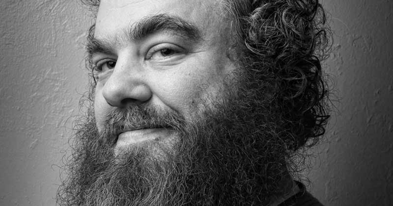 Patrick Rothfuss comenta que su trilogía ‘Crónica del asesino de reyes ...