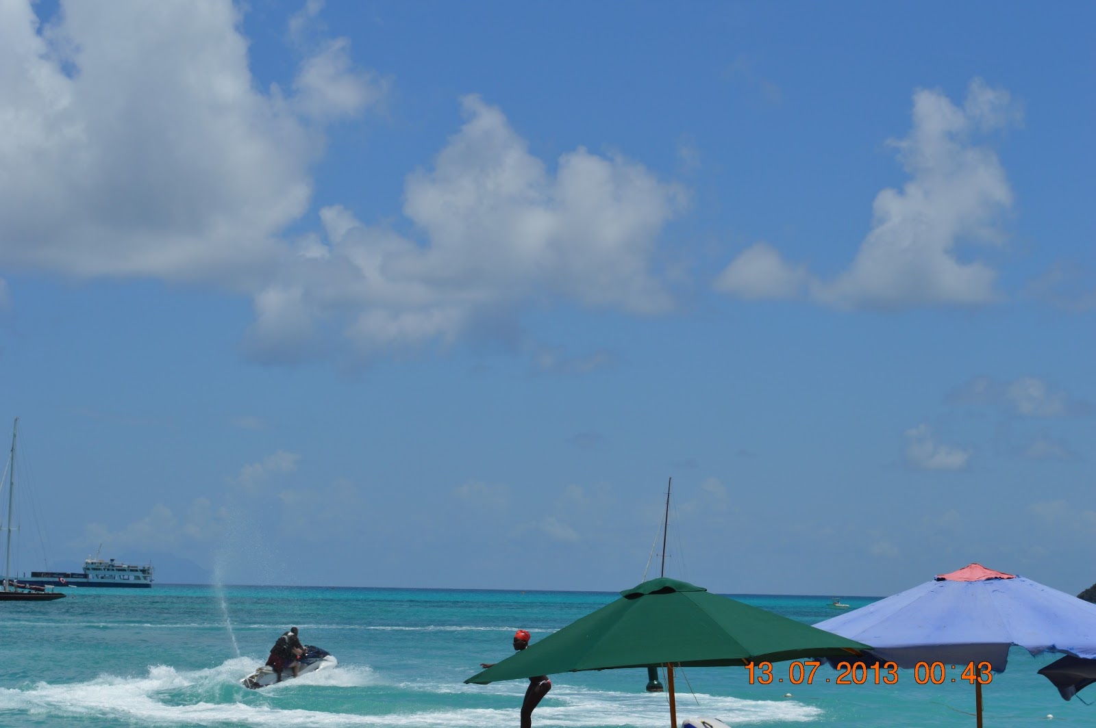 ST MAARTEN BEACHES: great bay beach st maarten from the harbor view ...