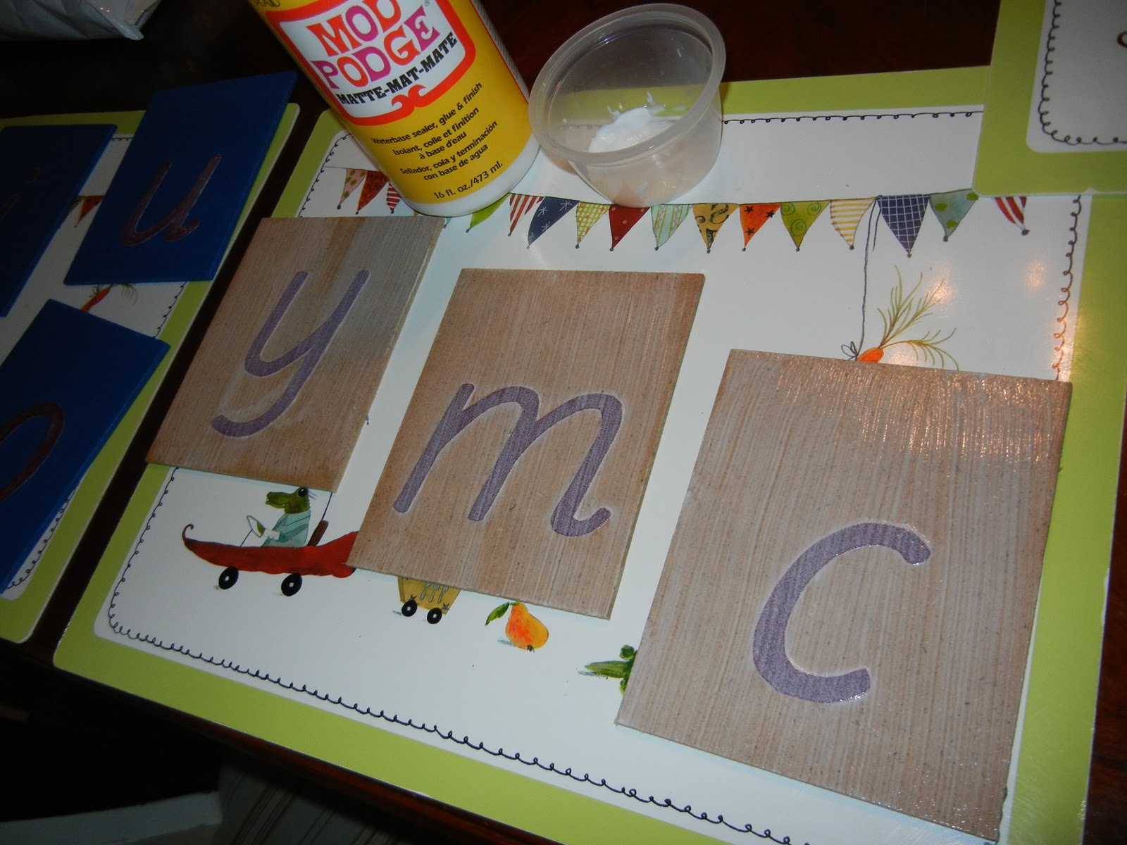 "Making Montessori Ours": DIY D'Nealian Sandpaper Letters, Montessori ...