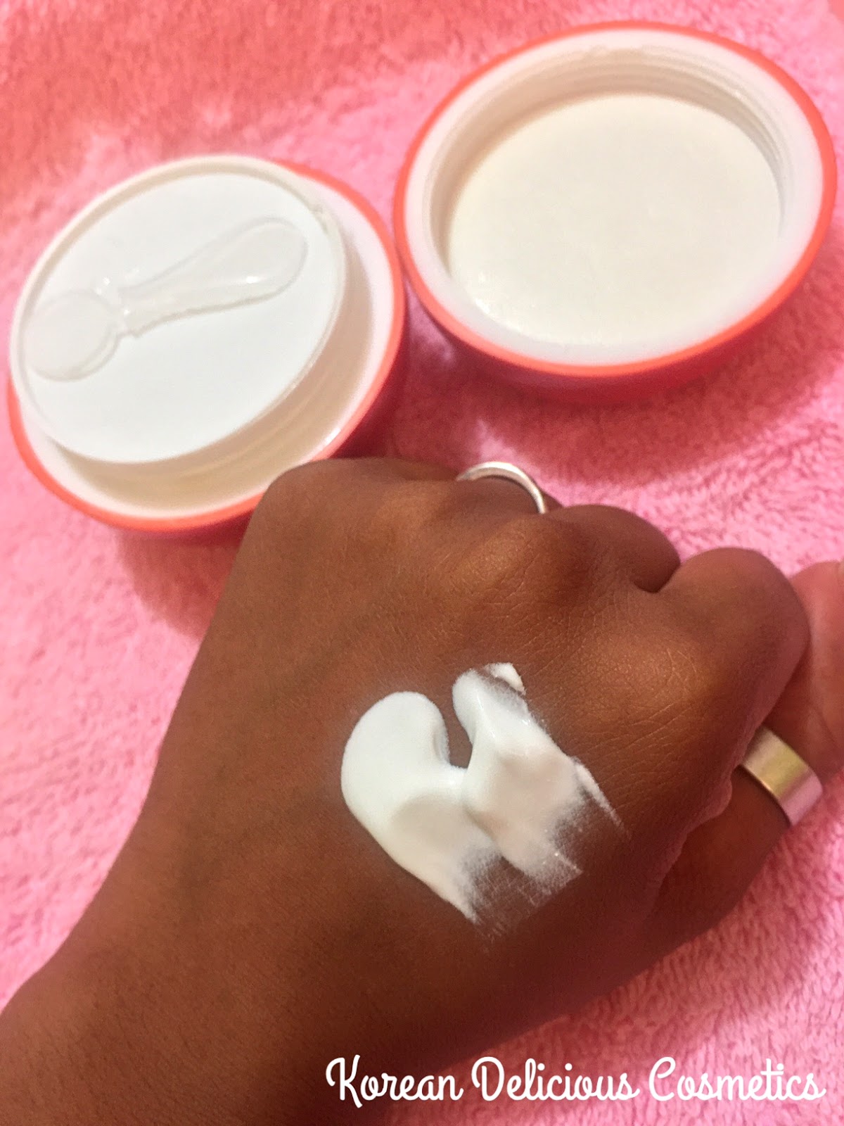 Korean Delicious Cosmetics skincare reviews: TONY MOLY ♥ TOMATOX, MAGIC ...