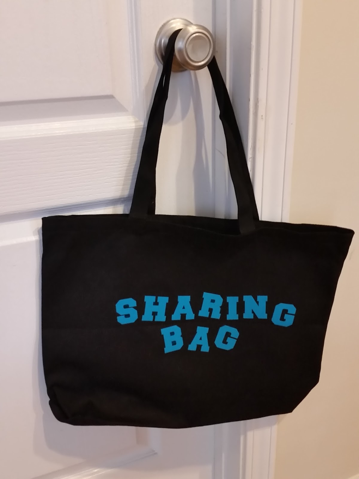 Learning at the Teacher Table: Monday Made It - Sharing Bag
