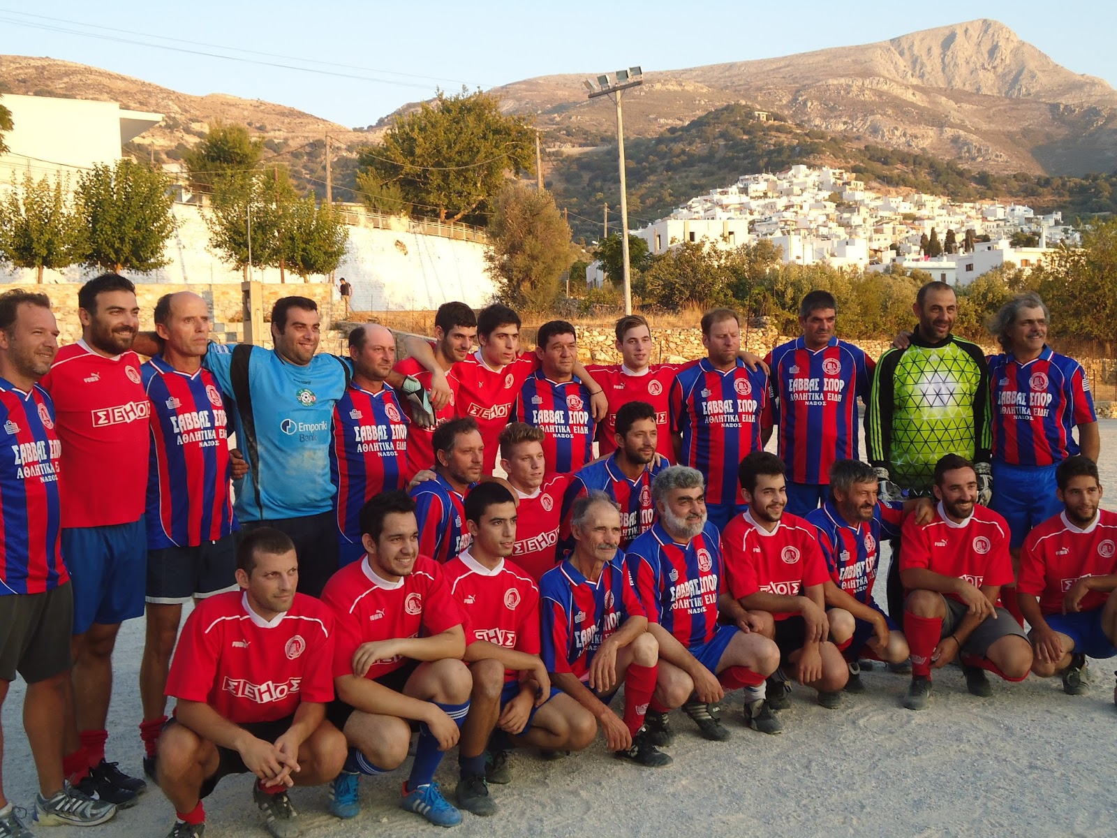 ΦΙΛΩΤΙ ΤΟ ΩΡΑΙΟΤΕΡΟ ΜΕΡΟΣ ΤΟΥ ΚΟΣΜΟΥ: Αυγούστου 2013