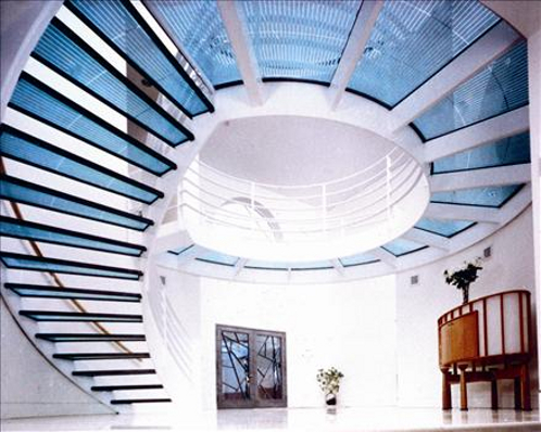 Materiales increíbles.: El vidrio estructural.